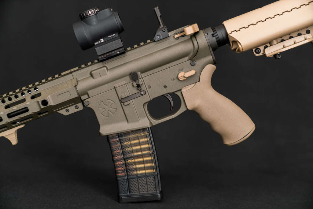 Noveske Gen 3 & Geissele – 5.56 NATO – OD Gunmetal & FDE – 13.9″ Pinned ...